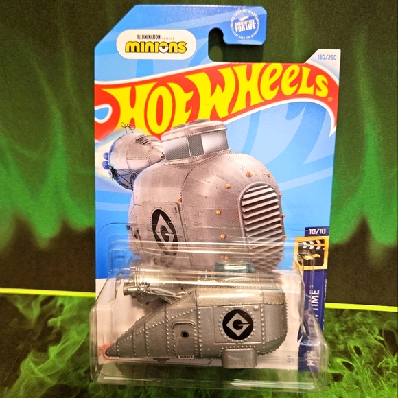 Hot Wheels | Toys | Mattel Hotwheels Minions Silver Submarine | Poshmark